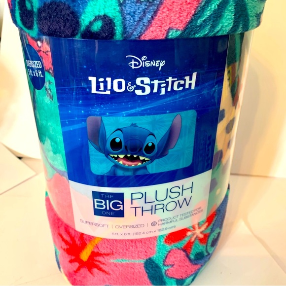 The Big One | Bedding | Nwt Hula Stitch Disneys Oversized Plush Throw ...